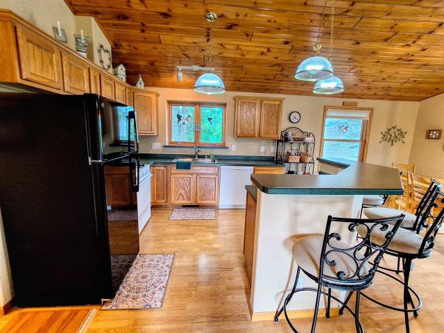 4 23R Grandview