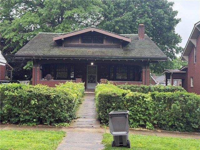 4 2nd St, Ellwood City, PA 16117