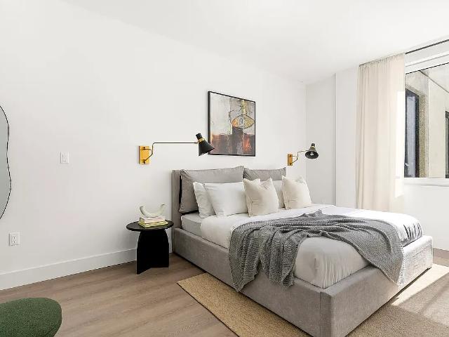 4 34 26th Avenue, Queens, NY