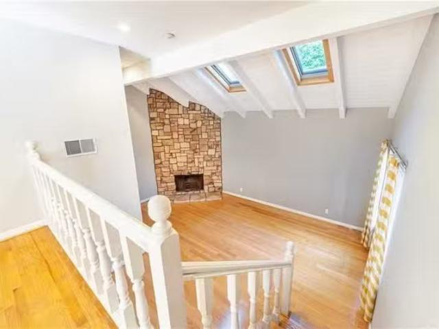 $4,350 3 Bedroom 2.5 Bathroom Condo In North Redondo Beach V.