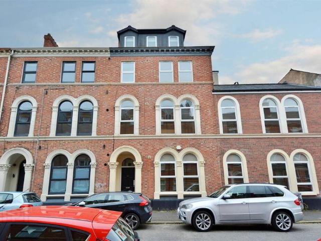 4, 41 Cromwell Road, Belfast, BT7 1JX