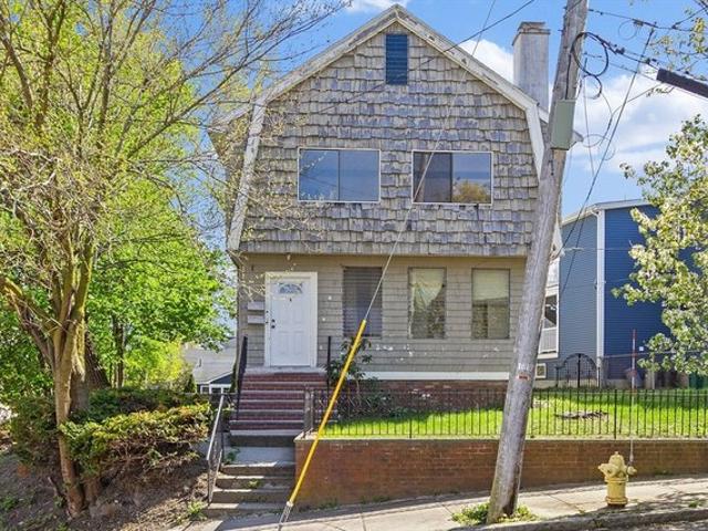 4 5th St, Medford, MA 02155