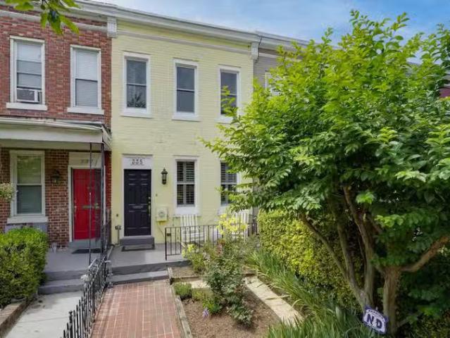 $4,600 3+ Bedroom & 1 Office, 2.5 Bathroom House in DC Capit.