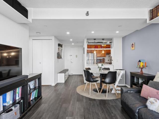 4 74 48th Avenue, Queens, NY