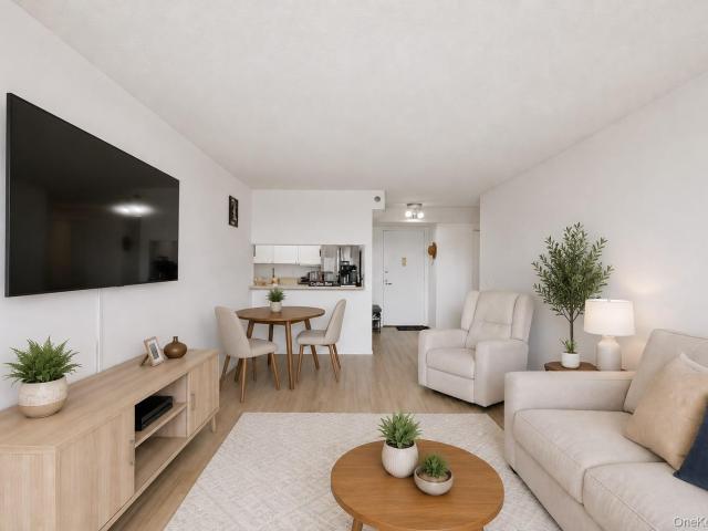 4 74 48th Avenue 14M