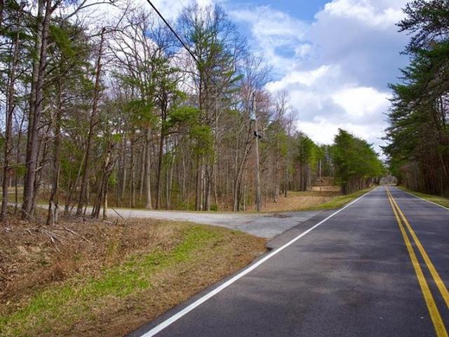 4 71AC Daus Mountain Rd, Palmer, TN 37365