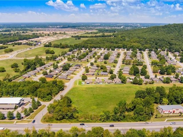 4.83 acres on Martin Luther King