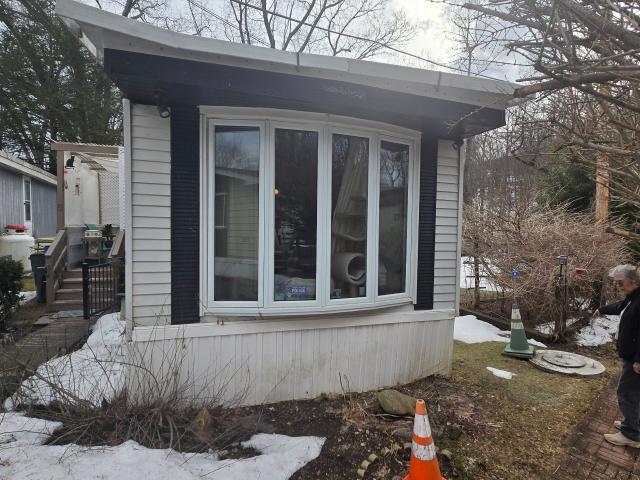 4 8 Blueberry Ln, Danbury, CT 06810 | MLS #24167 | Compass