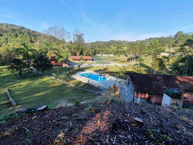 4.8 hectares em Mogi das Cruzes completo com tudo do bom e do melhor