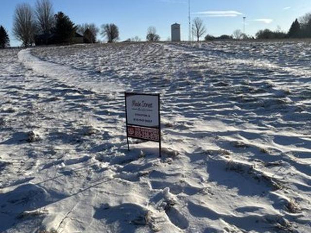 4A46 Colt Dr, Apple River, IL 61001