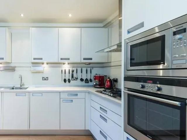4A Carlton Terrace | Studio apartment for rent #123813258 | Rentberry