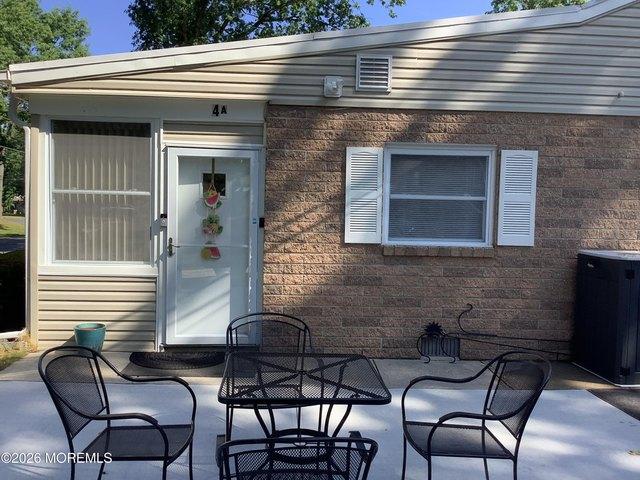 4A Pine St, Toms River, NJ 08757