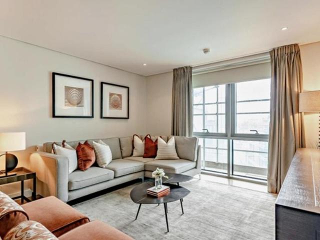 4B Merchant Square East, London 3 bed flat to rent £7,345 pcm £1,695 pw
