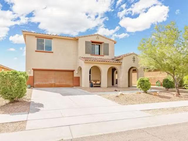 4BD+DEN, 4BA BREAUTIFUL ORO VALLEY HOME! 11101 N Hydrus Ave