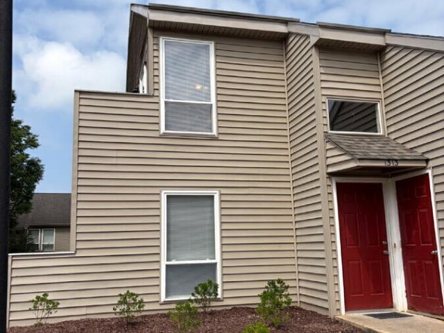 4BR 2BA Townhouse, Harrisonburg