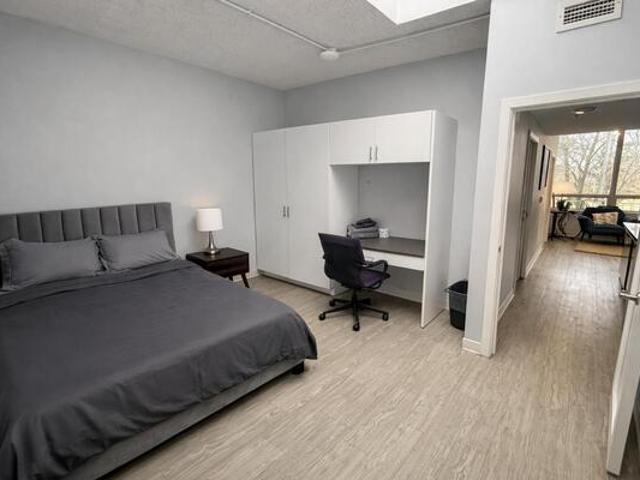 4BR Co Living Apartment | Basketball Gym + Modern Common Areas. Dorm style living