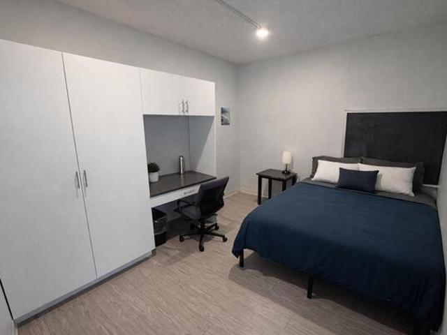 4BR Co Living Apartment | Basketball Gym + Modern Common Areas. Dorm style living