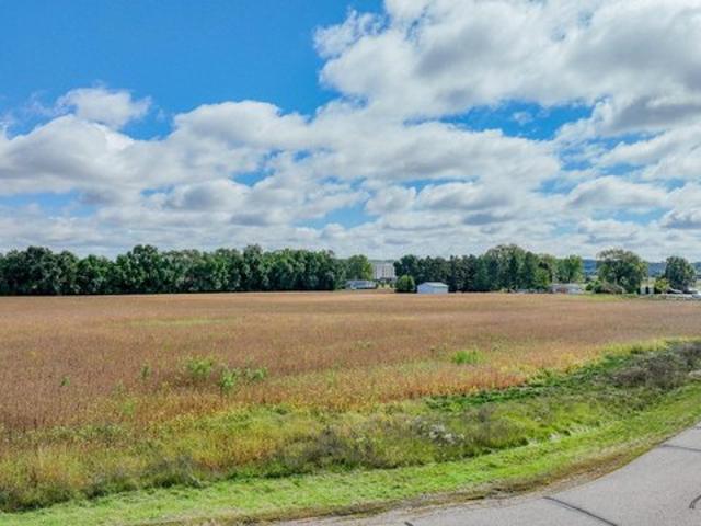 4E Twin Lake Rd, Hayward, WI 54843