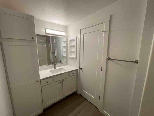 4K Kimberly Apartments 1 Bedroom Apartment for Rent at 11725 15th Ave Ne, Seattle, WA 98125 Pinehurst