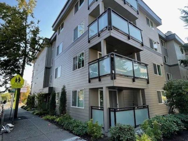 4K Kimberly Apartments 2 Bedroom Apartment for Rent at 11725 15th Ave Ne, Seattle, WA 98125 Pinehurst