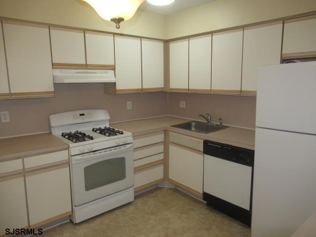 4K Oyster Bay Rd Road