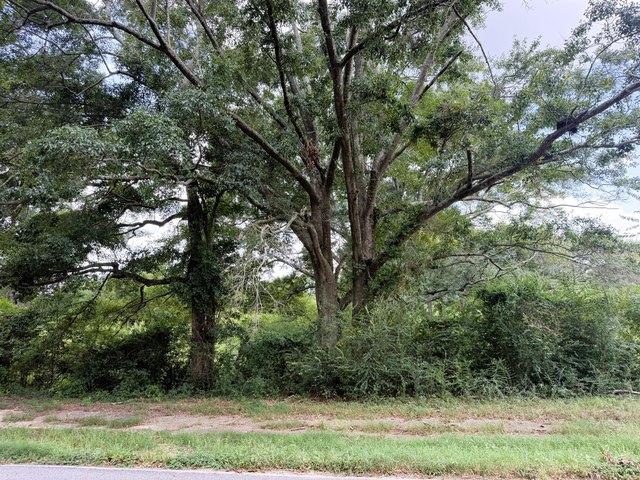 4J Russell Rd, Sumrall, MS 39482