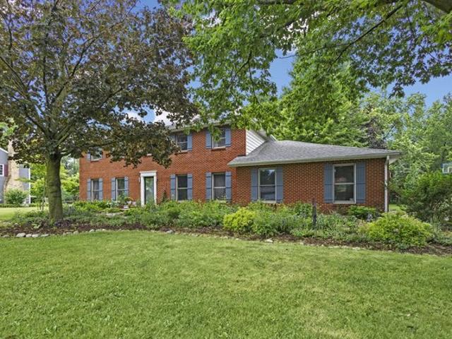 4N802 Chaffield Dr, Campton Hills, IL 60175