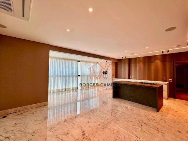 Apartamento com 3 dormitórios à venda, 180 m² por R$ 3.500.000,00 Vale do Sereno Nova Lima/MG