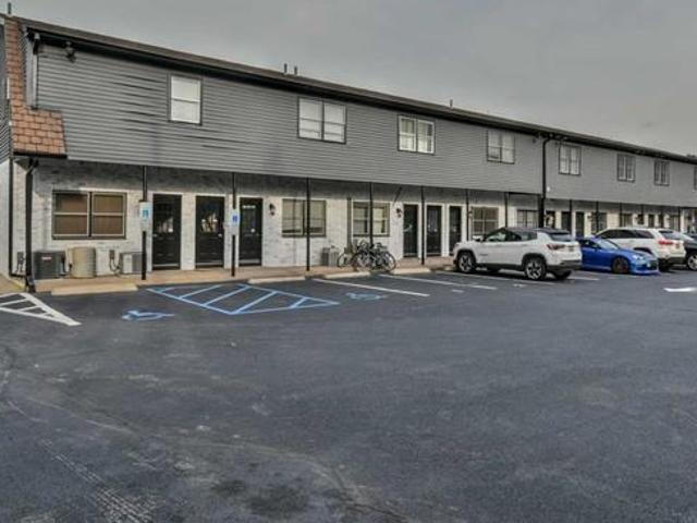 53 67 Newark Pompton Turnpike # 63B
