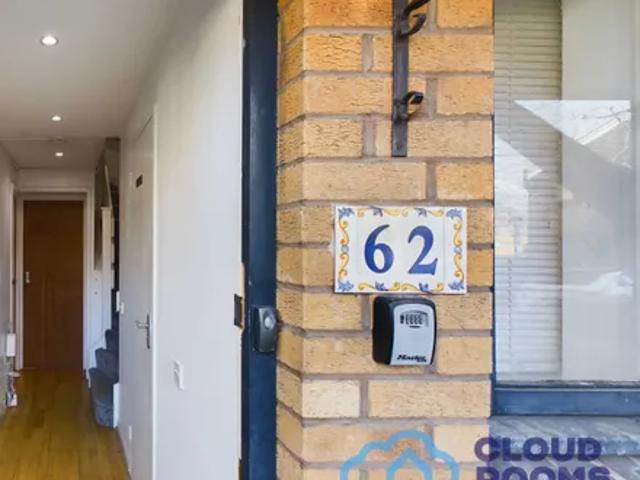 53 Taeping Street, Millwall, London, E14 9UT, United Kingdom | 5 bed apartment for rent #167212997 | Rentberry