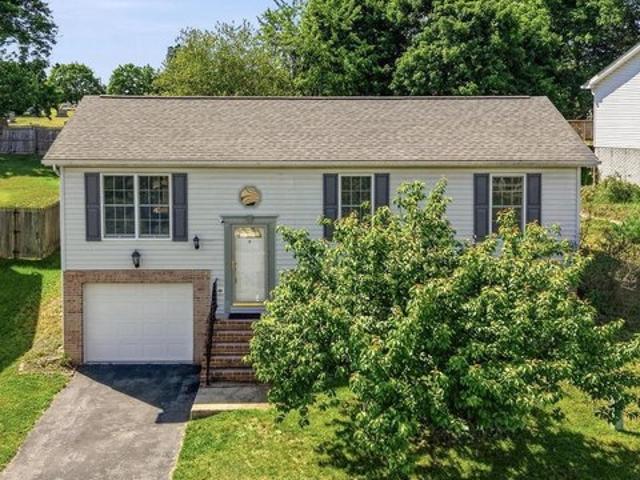 53 Verbena Ter, Martinsburg, WV 25404