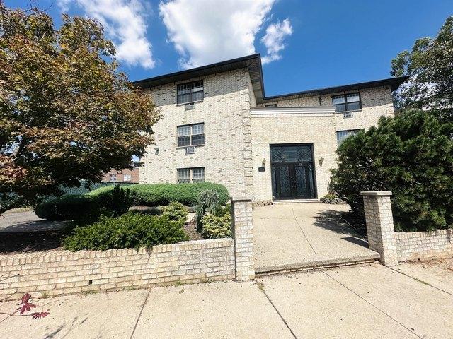 53 W 48th St Apt A2, Bayonne, NJ 07002