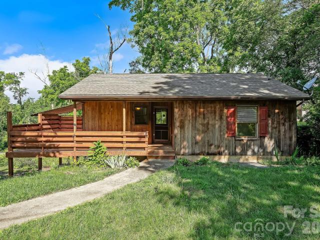53 Wanoca Avenue