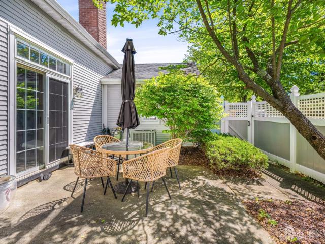 53 Winthrop Road G
