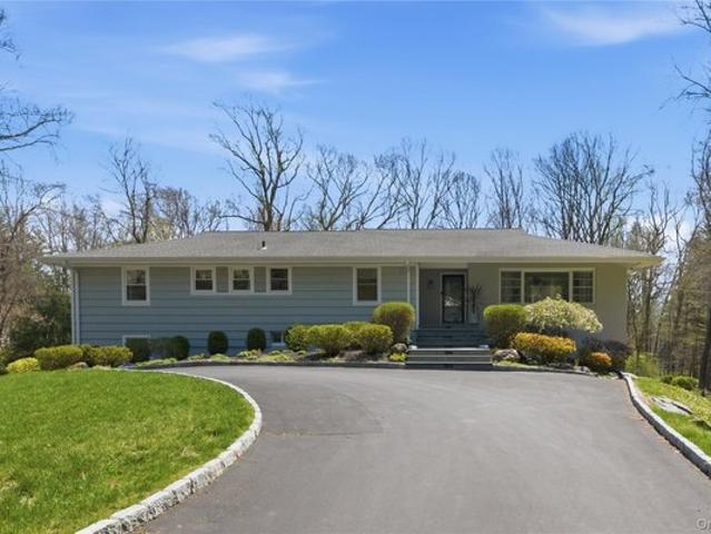 53 Windmill Rd, Armonk, NY 10504