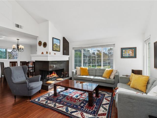 53 Woodleaf