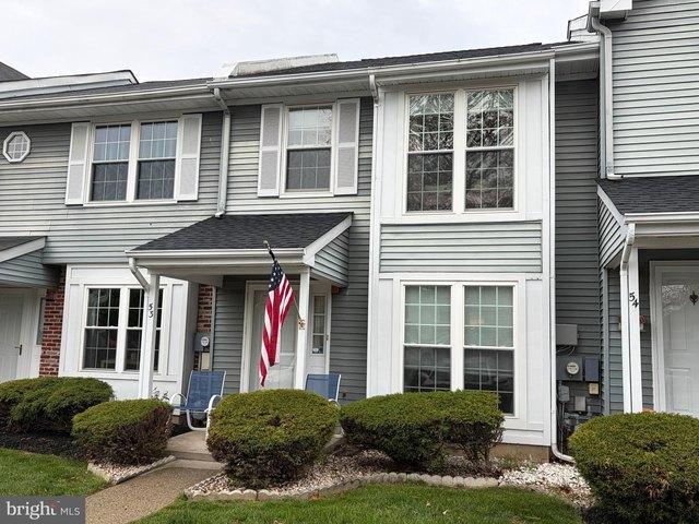 53 Ardsley Ct, Newtown, PA 18940