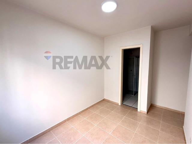 53 Área Útil Apartamento Alugar, localizado em Av. Paul Harris, 88, Nossa Senhora de Lourdes, Londrina, Paraná, 86039 280 | Brasil