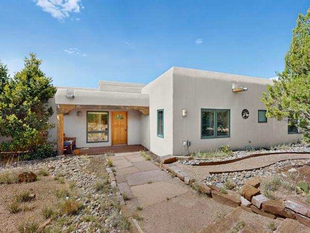 53 Balsa Rd, Santa Fe, NM 87508