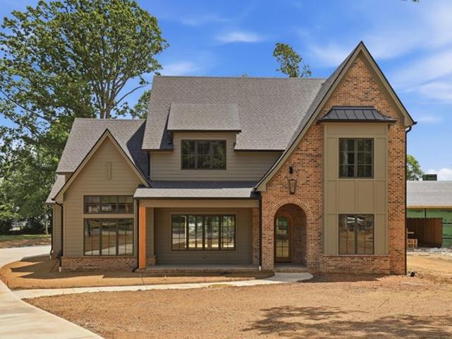 53 Bell Rd, Greenville, SC 29607