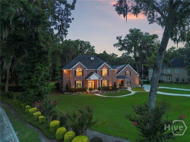53 Bluff View Dr, Richmond Hill, GA 31324