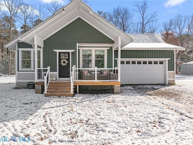 53 Braxton Corr Rd, Saluda, VA 23149