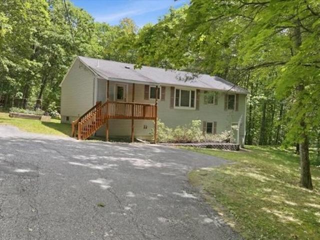 53 Butler Hill Rd, Minot, ME 04258
