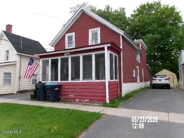 53 Champlain Street