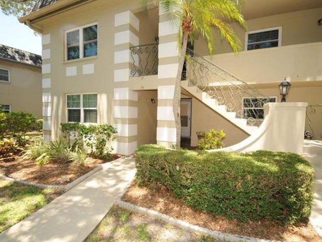 53 Country Club Dr #53, Largo, FL 33771