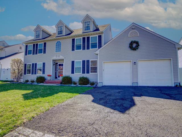 53 Crater Lake Rd, Howell, NJ 07731 | MLS #22609 | Compass