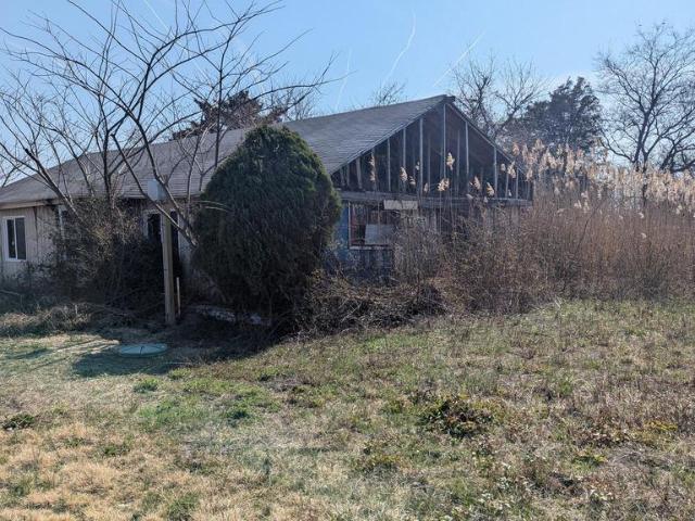 53 Creek Avenue
