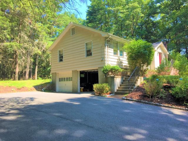53 Deerhaven Rd, Unit 1, Lincoln, MA 01773 | MLS #73335 | Compass