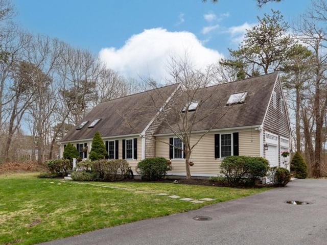 53 Desert Sands Ln, Yarmouth, MA 02675