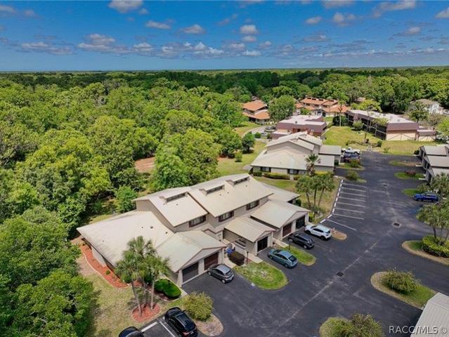 53 Douglas St Apt 16, Homosassa, FL 34446